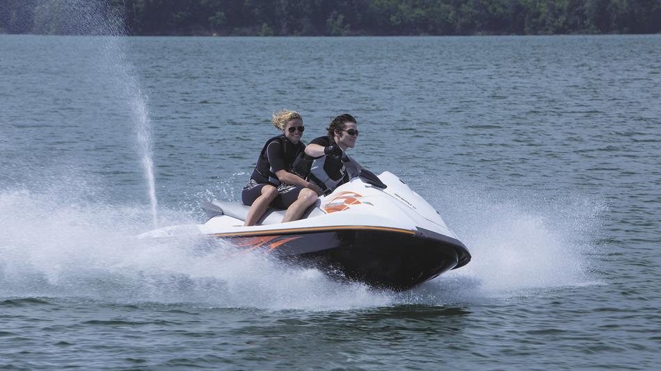 2016-Yamaha-V1-Sport-EU-Pure-White-Action-008 | Døskeland Marine AS